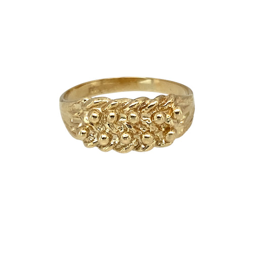 New gold rings store